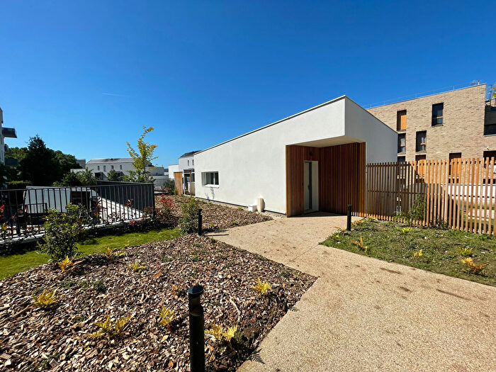Maison à louer - Les Mureaux, Bougimonts, Bècheville, Vigne Blanche - 4 pièces - 3 chambres