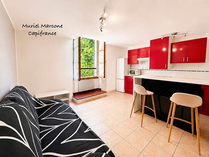 Appartement 2 pièces à vendre à Pertuis, Centre-ville, Fours à Chaux, Claret