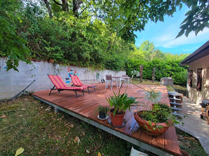 Maison à vendre - Saint-Geniès-Bellevue - 6 pièces - 5 chambres