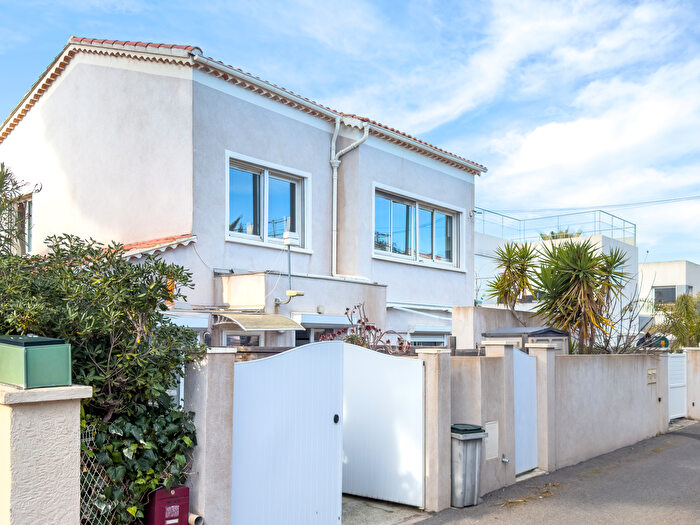 Maison à vendre - Hyères, Ayguade, Salins - 7 pièces - 2 chambres