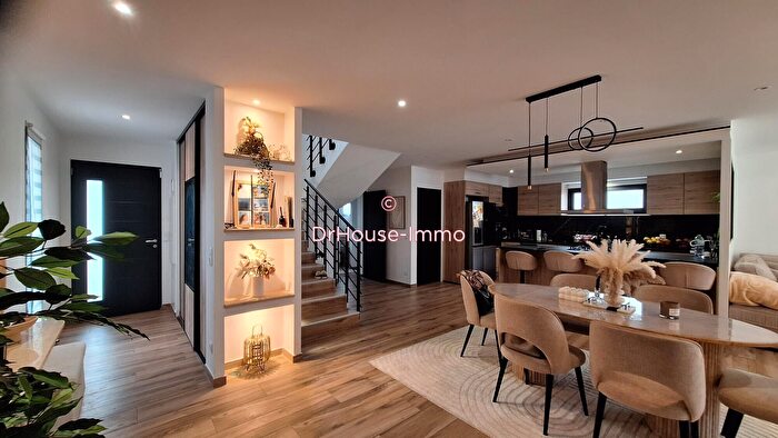 Maison à vendre - Rocbaron - 5 pièces - 4 chambres