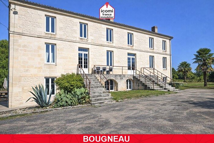 Maison 10 pièces à Bougneau, à vendre