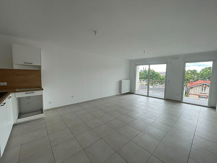 Clermont-Ferrand, Jaude, Fontgiève Saint-Alyre - Appartement 4 pièces à louer