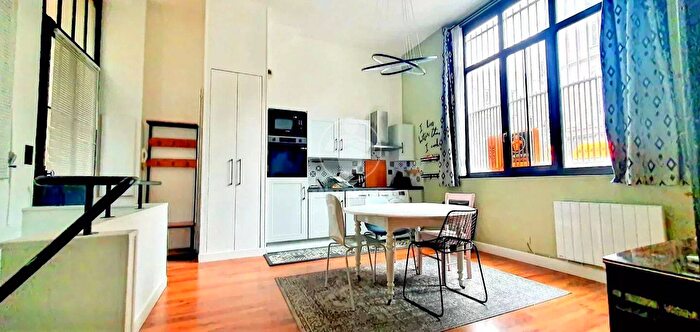 Appartement à louer - Saint Marc-Croix de Pierre-Saint Nicaise, Rouen - 4 pièces - 2 chambres