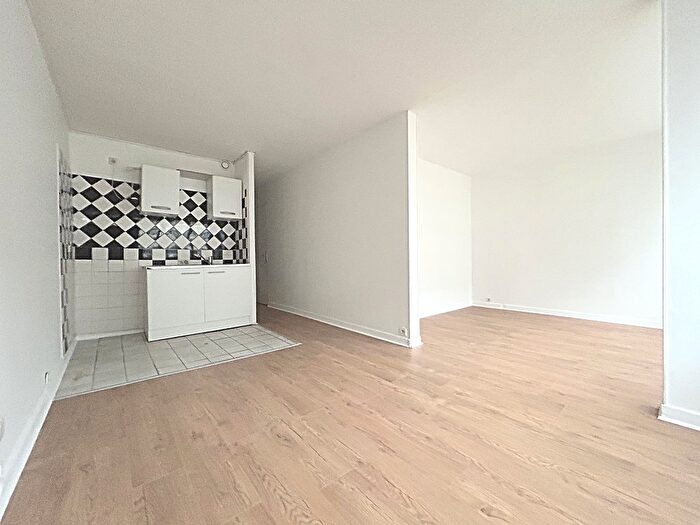 Appartement à vendre - Grigny, Grigny, Gare - 2 pièces - 1 chambre