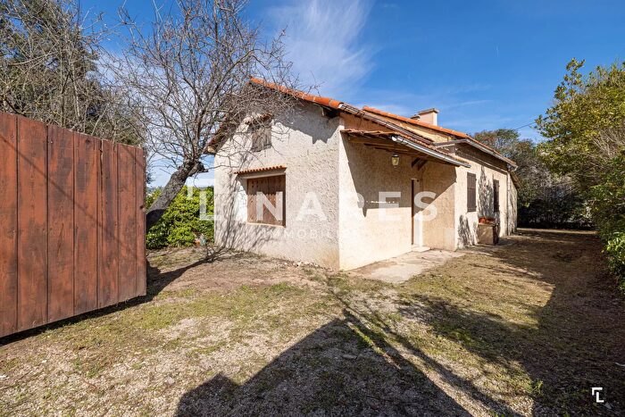 Maison à vendre - Marseille e , Saint-Julien - 4 pièces - 3 chambres