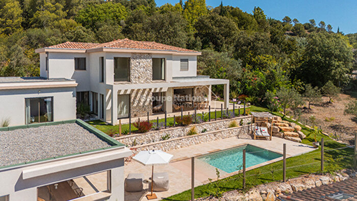 Maison à vendre - Gréoux-les-Bains - 7 pièces - 5 chambres