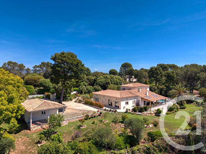 Maison 9 pièces à Biot, à vendre