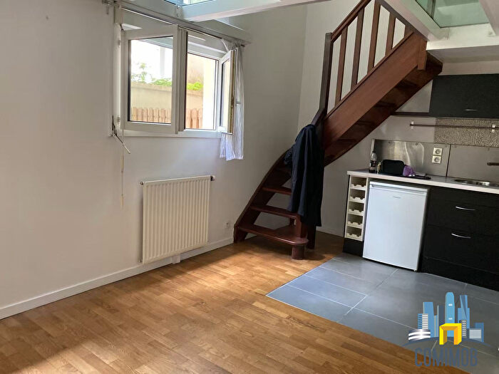 Appartement à vendre - Courbevoie, Faubourg de lArche - 2 pièces - 1 chambre