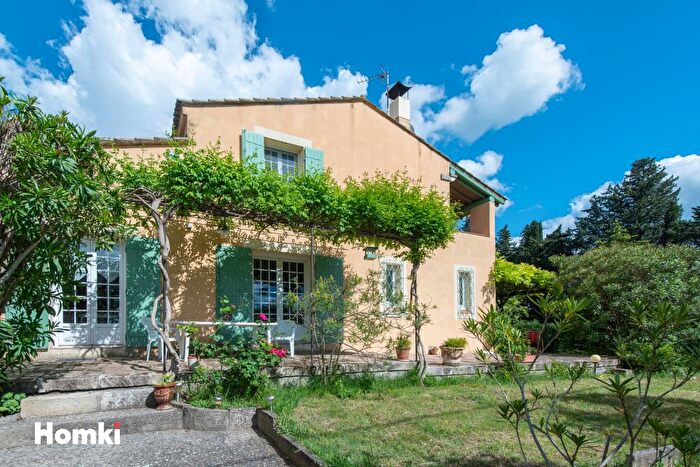 Morières-lès-Avignon : Maison 6 pièces à vendre