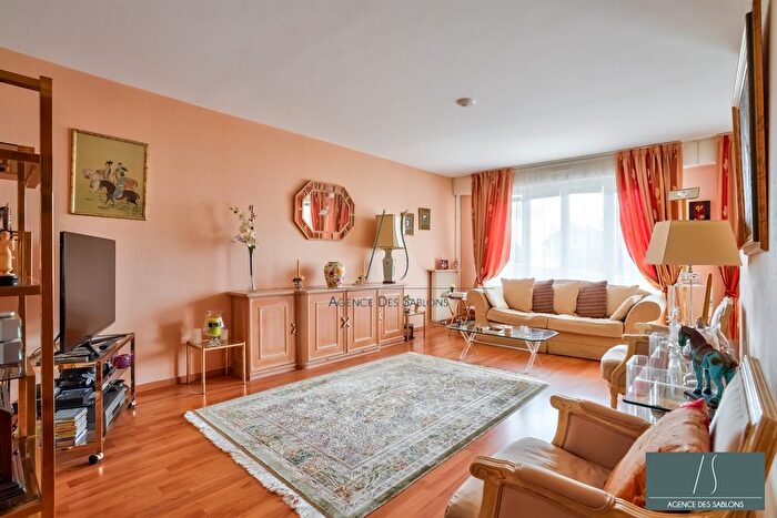 Appartement à vendre - Chatou - 3 pièces - 2 chambres