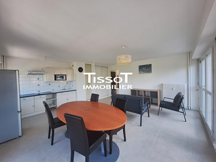 Appartement à louer - Nîmes, Jean Jaurès - 2 pièces - 1 chambre