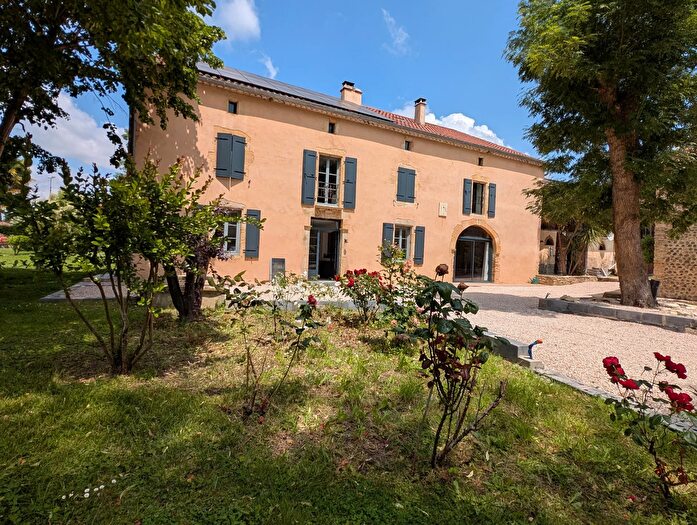 Izotges - Maison 10 pièces à vendre