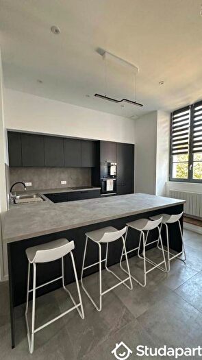 Vieil Angoulême-Centre Ville - Appartement 1 pièce à louer