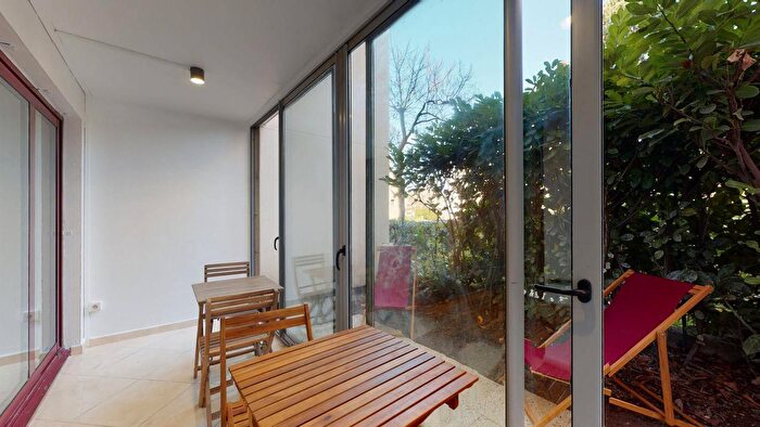 Appartement à louer - Le Pas du Lac, Montigny-le-Bretonneux - 6 pièces - 5 chambres