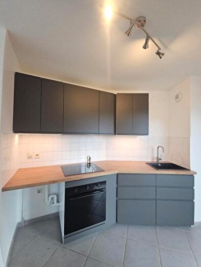 Appartement à louer - La Tronche - 3 pièces - 2 chambres