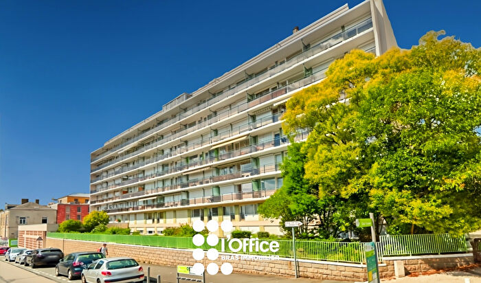 Appartement à vendre - La Roche-sur-Yon, Pentagone, Pont-Morineau - 4 pièces - 2 chambres