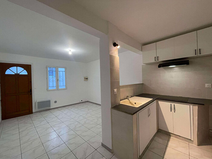 Maison à vendre - Arles, Trinquetaille - 3 pièces - 2 chambres