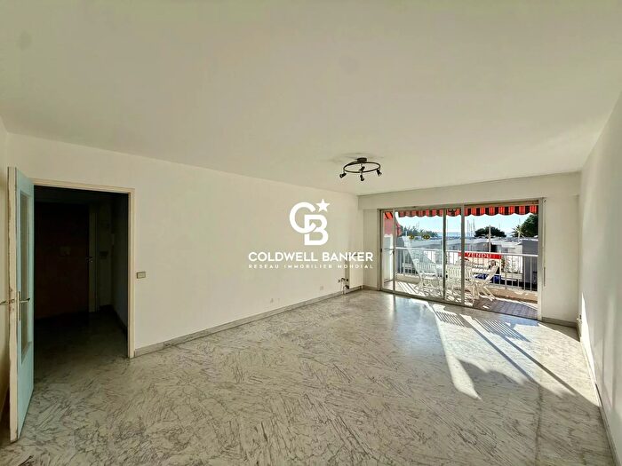 Appartement à vendre - Saint-Laurent-du-Var, Bord de Mer, Port de Plaisance - 3 pièces - 2 chambres