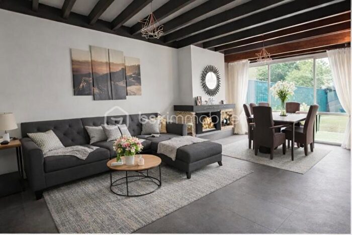 Maison à vendre - Fosses - 6 pièces - 4 chambres