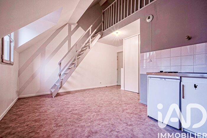 Appartement à louer - Meaux, Centre-ville, Cathédrale - 1 pièce