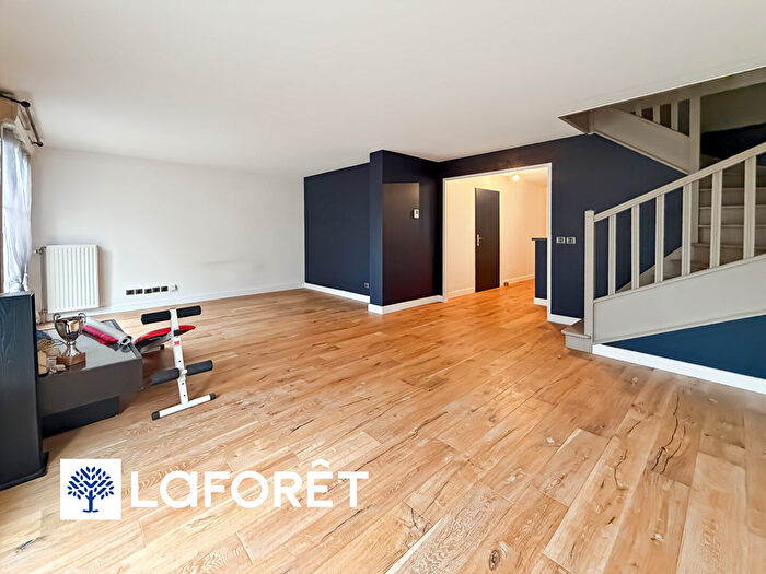 Maison à louer - Morsang-sur-Orge, Courbet - 5 pièces - 4 chambres