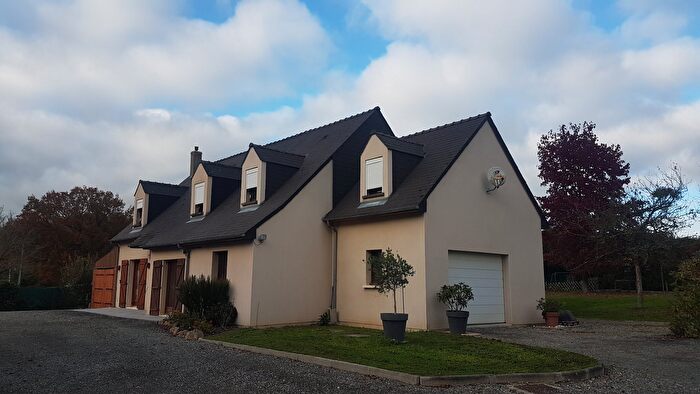 Maison à vendre - Châteauneuf-sur-Sarthe - 6 pièces - 3 chambres