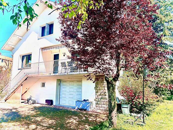 Maison à vendre - Bourgoin-Jallieu, Centre-ville, Pont Saint-Michel - 7 pièces - 4 chambres