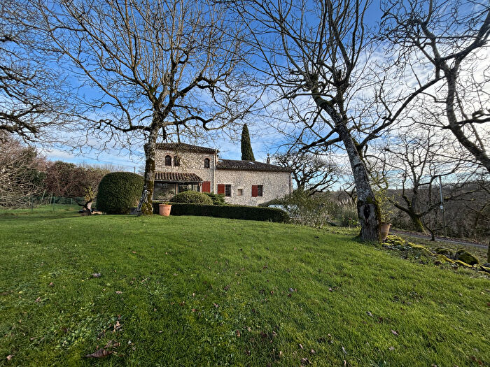 Maison à vendre - Penne-dAgenais - 4 pièces - 3 chambres