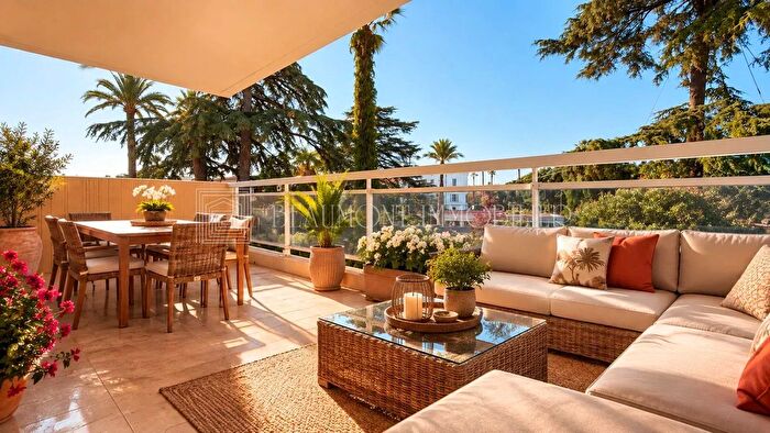 Cannes, Prado, République - Appartement 3 pièces à vendre