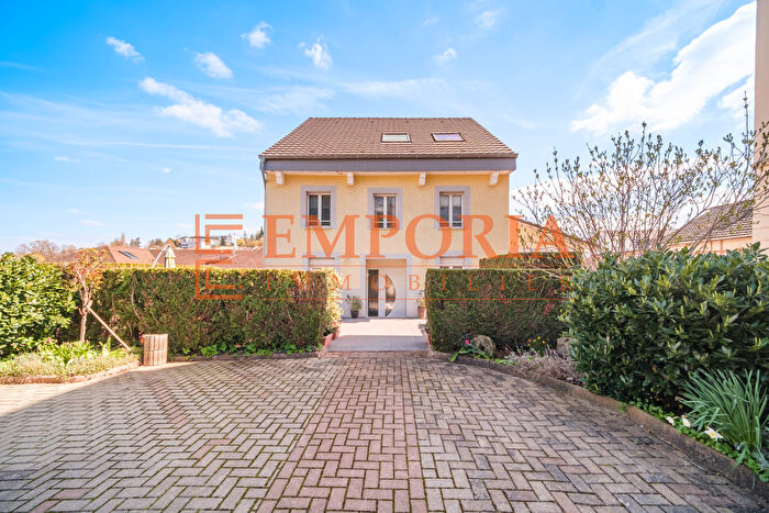 Maison à vendre - Altkirch - 9 pièces - 5 chambres