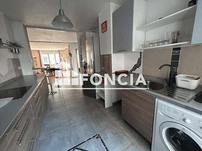 Appartement à louer - Allies-Clos dOr, Grenoble - 4 pièces - 3 chambres