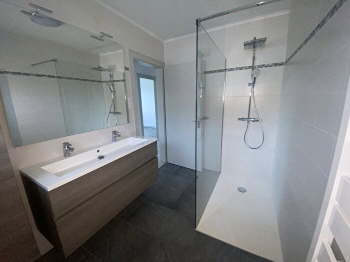 Maison à louer - Wittisheim - 5 pièces - 3 chambres