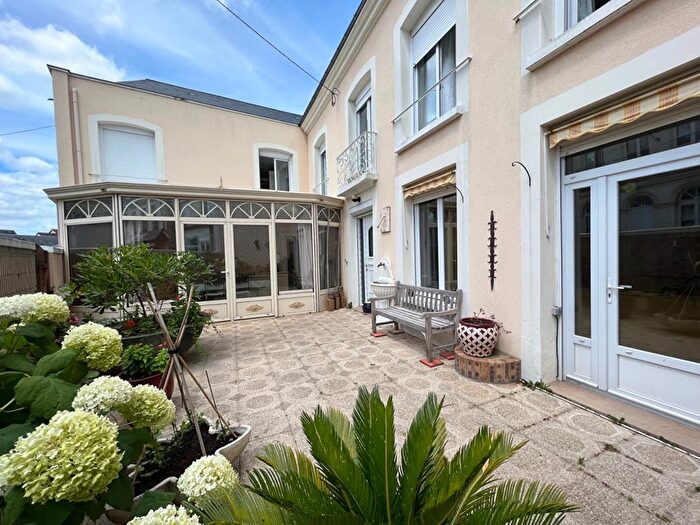 Maison 8 pièces à vendre - Château-du-Loir