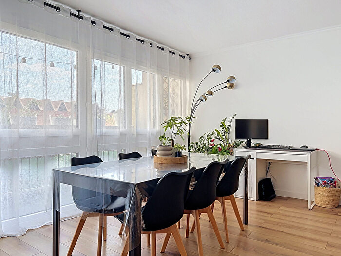 Appartement 3 pièces à vendre - Nanterre, Vieux Pont