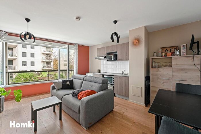 Appartement à vendre - Fresnes, Centre-ville - 2 pièces - 1 chambre