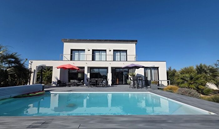 Maison à vendre - Plomeur - 6 pièces - 4 chambres