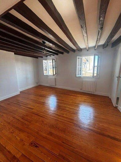 Saint Louis, Saint-Germain-en-Laye : Appartement 2 pièces à louer