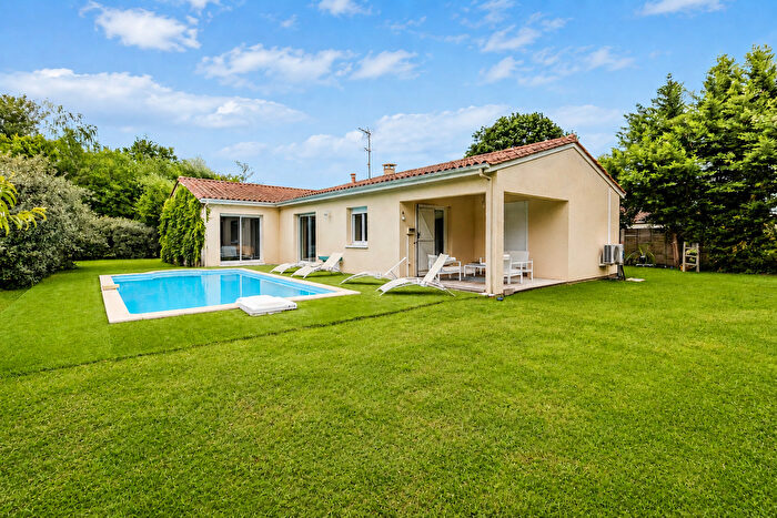 Maison 6 pièces à vendre à Créon