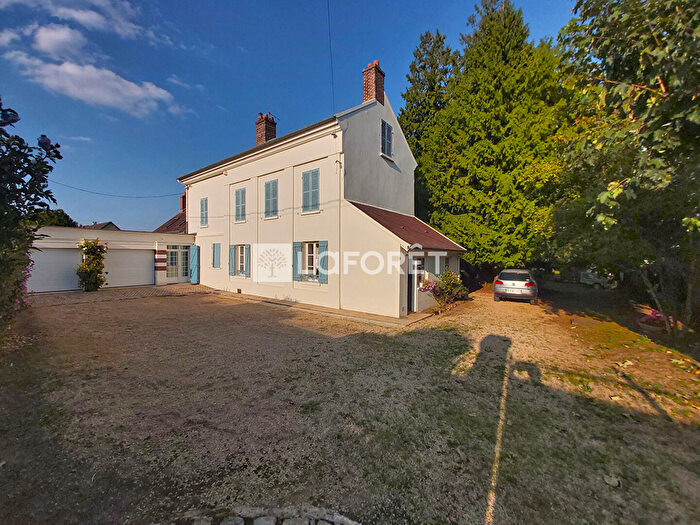 Maison 9 pièces à vendre à Luzancy