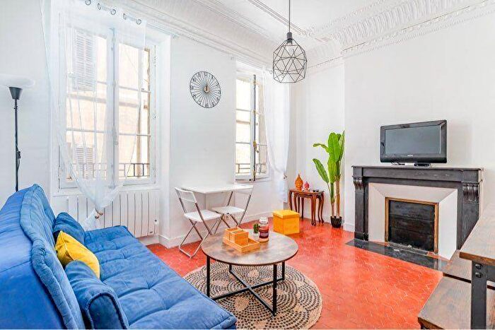 Appartement à louer - Marseille ème arrondissement - 2 pièces - 1 chambre