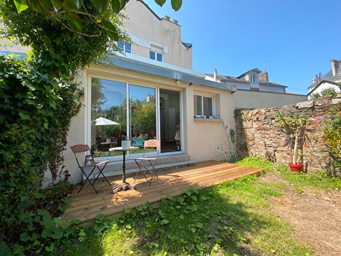 Maison à vendre - Nantes, Hauts-Pavés, Saint-Pasquier, Saint-Félix, Université - 6 pièces - 4 chambres