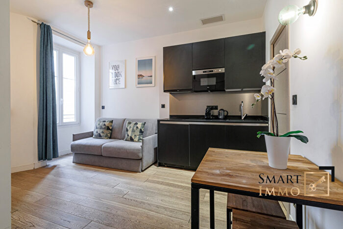 Appartement à vendre - Nice, Carré dor - 1 pièce