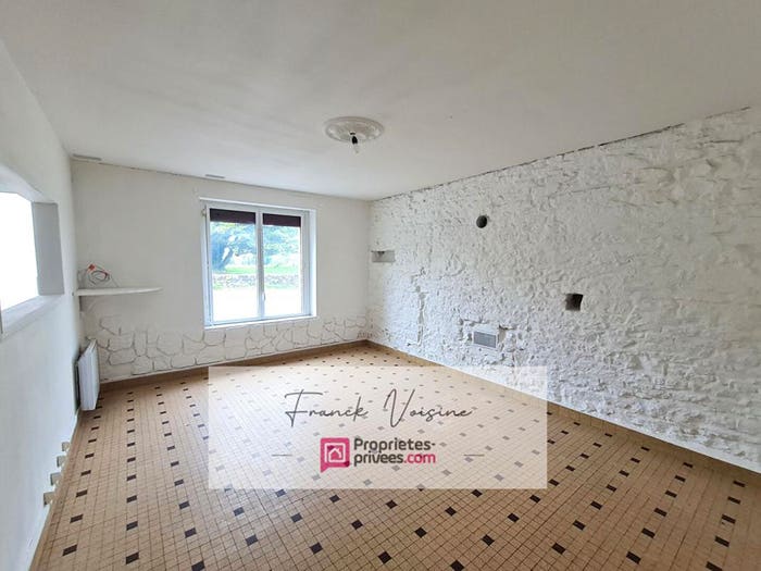Saint-Vincent-Sterlanges : Maison 6 pièces à vendre