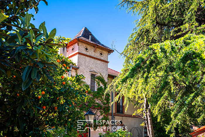 Maison 11 pièces à vendre à Céret
