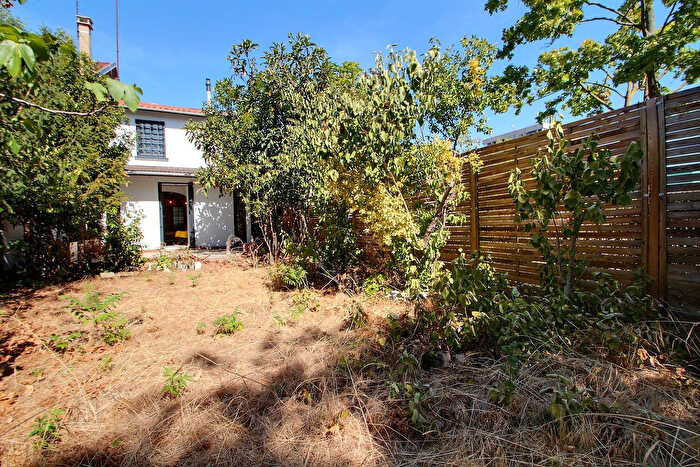 Maison 7 pièces à vendre à Nanterre, Chemin de l'île