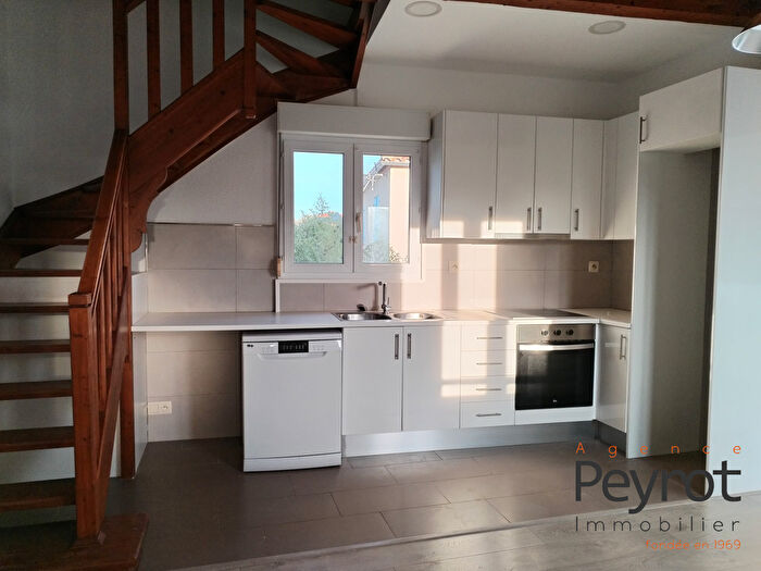 Palau-del-Vidre : Appartement 3 pièces à louer