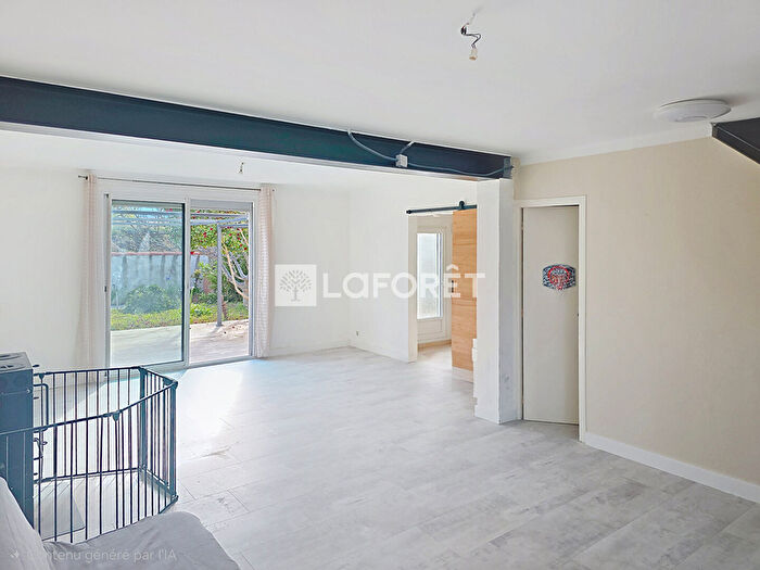 Maison à vendre - Millas - 5 pièces - 4 chambres