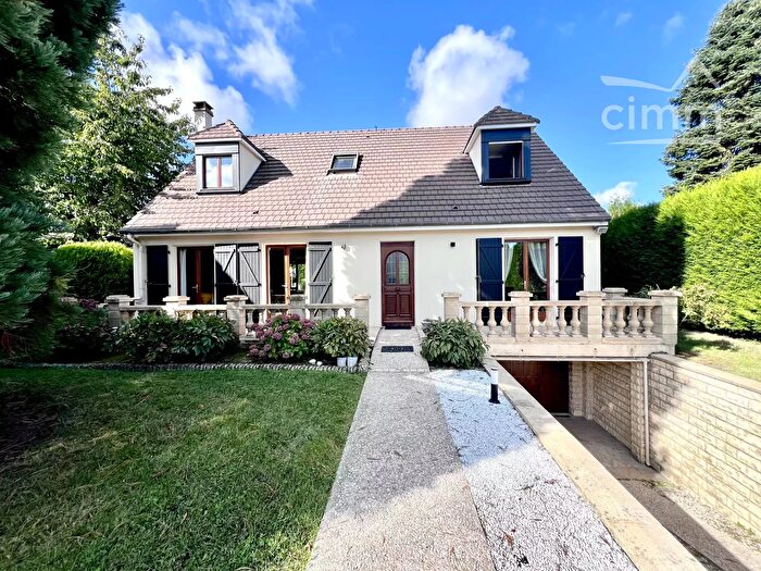 Maison à vendre - Crouy-en-Thelle - 6 pièces - 4 chambres