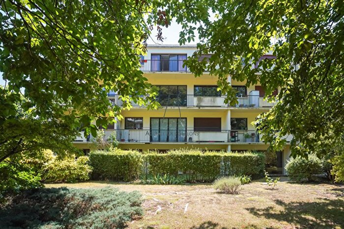 Appartement à louer - Le Vésinet - 5 pièces - 3 chambres